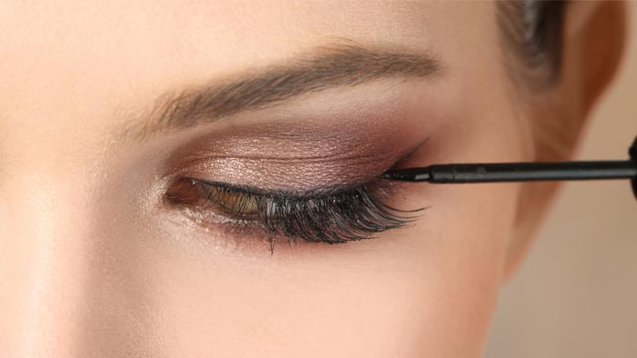 Let's become a point makeup master (eyeliner edition)